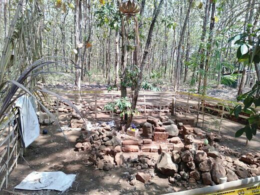 Inilah Penemuan Bangunan Candi Peninggalan Sejarah di Tonjong Brebes ...